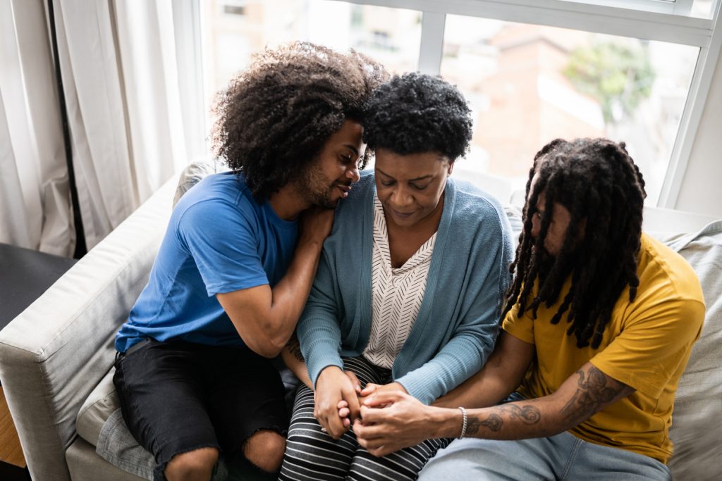 How to Support a Family Member with Depression and Anxiety | Mental ...